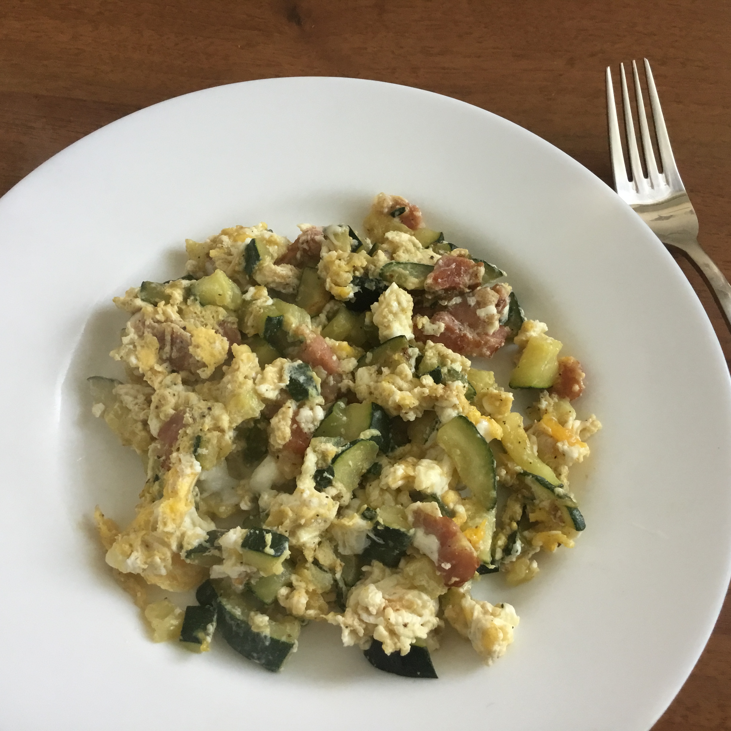 Courgette and bacon scrambled egg - Fit FODMAP Foodie